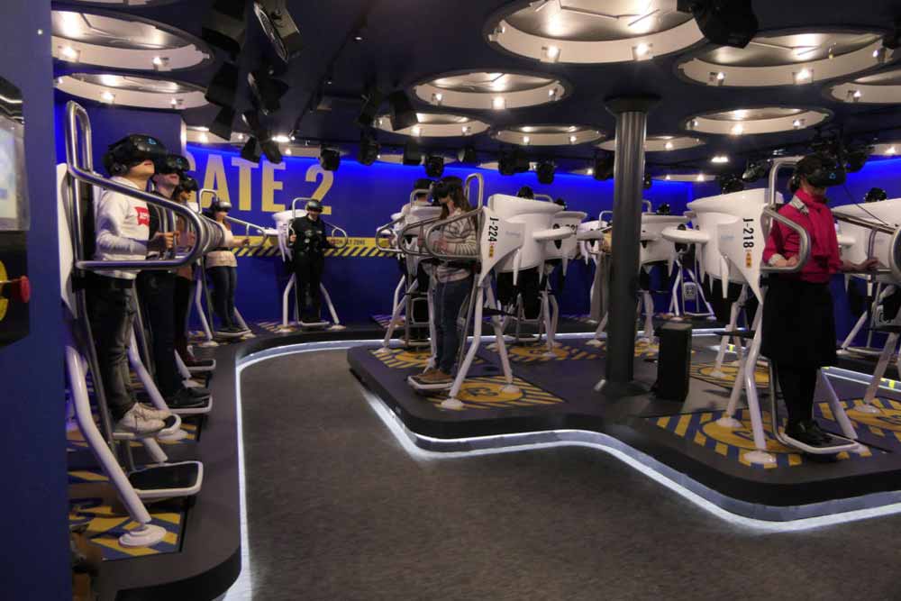 Genial: In Paris gibt’s jetzt Virtual-Reality-Jetpacks - Schweizer ...